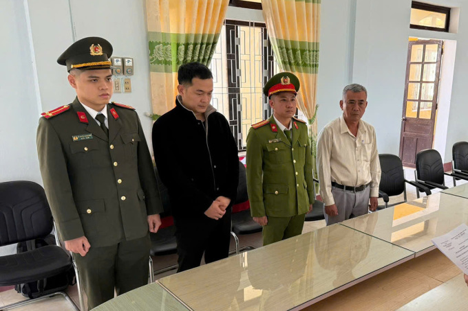 'Tony Hoàng' lừa đảo hơn 2 tỷ đồng, vừa bị khởi tố là ai?