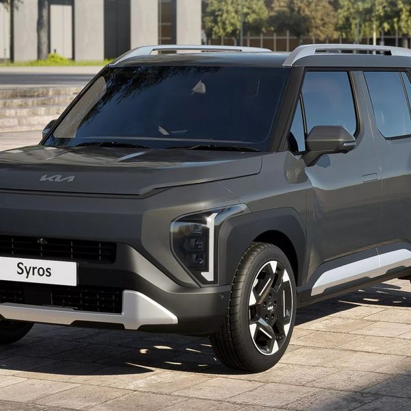 Kia Syros ra mắt toàn cầu, dự kiến đối đầu Hyundai Venue